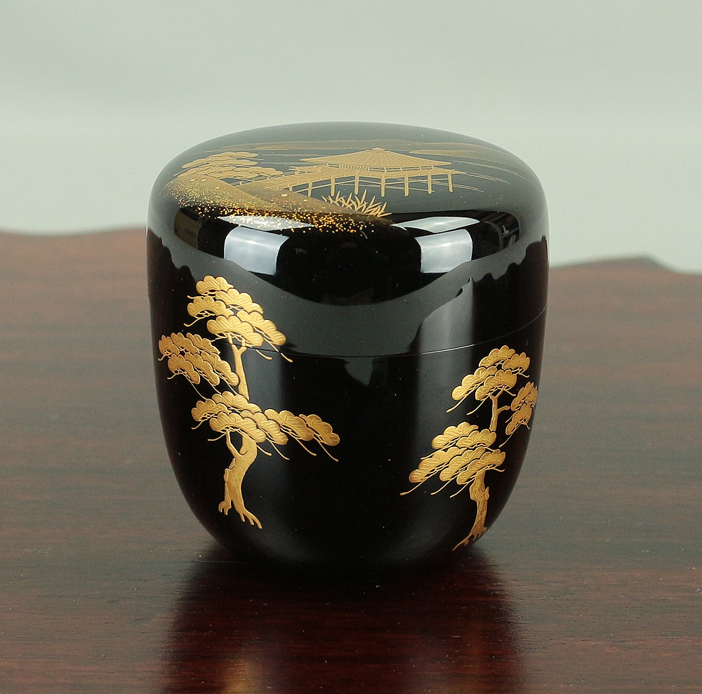 北浜宗貴 Kitahama Munetaka (b1953) Gold Makie lacquered 'Ukimido' Small Te – Reiwa Antiques