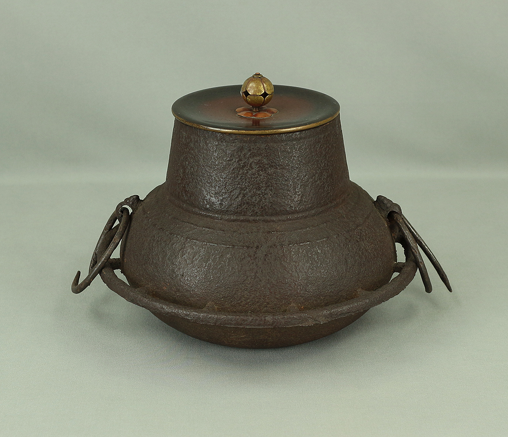 Chagama Iron Tea Kettle 'No Leak' 2310g Japanese tea ceremony utensil ...