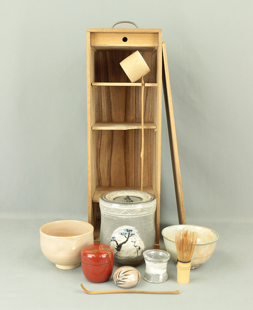 Japanese Portable Tea Ceremony Chest Box "Tanzaku Bako" & Tea Utensils ...